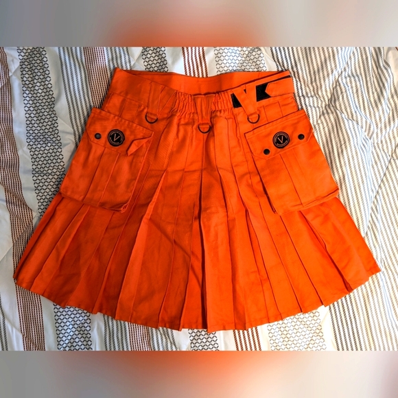 Verillas | Skirts | Verillas Versatta Emberglow Orange Cargo Kilt ...
